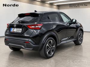 Black Nissan Juke 2025 in Riga, with an engine capacity of 1.60 L and mileage of 39 thousand km for 24600 €, photo 5 on AUTOMOTO.COM.LV