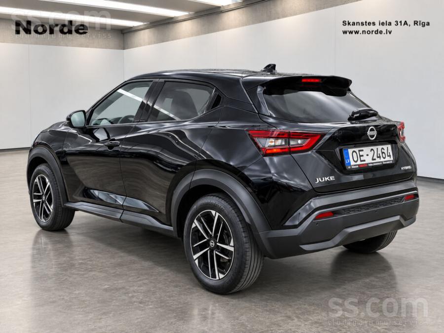 Black Nissan Juke 2025 in Riga, with an engine capacity of 1.60 L and mileage of 39 thousand km for 24600 €, photo 6 on AUTOMOTO.COM.LV
