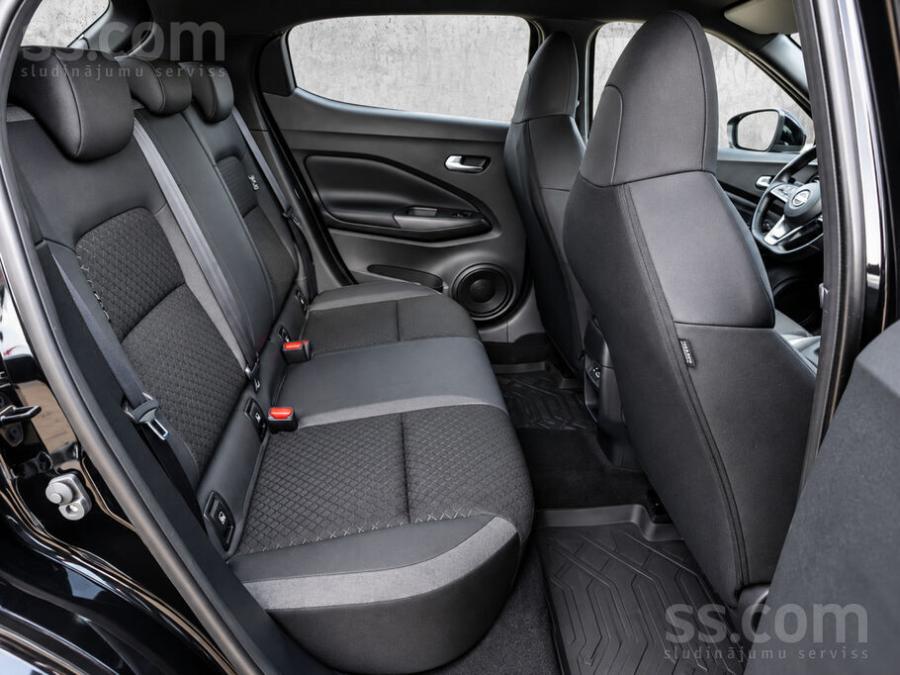 Black Nissan Juke 2025 in Riga, with an engine capacity of 1.60 L and mileage of 39 thousand km for 24600 €, photo 13 on AUTOMOTO.COM.LV