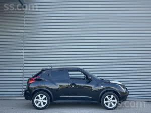 Black Nissan Juke 2010 in Riga, with an engine capacity of 1.50 L and mileage of 285 thousand km for 3999 €, photo 6 on AUTOMOTO.COM.LV