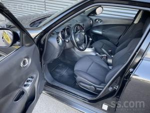Black Nissan Juke 2010 in Riga, with an engine capacity of 1.50 L and mileage of 285 thousand km for 3999 €, photo 9 on AUTOMOTO.COM.LV