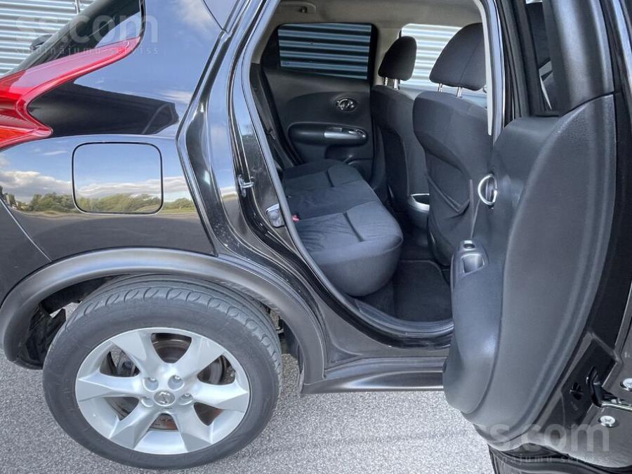 Black Nissan Juke 2010 in Riga, with an engine capacity of 1.50 L and mileage of 285 thousand km for 3999 €, photo 13 on AUTOMOTO.COM.LV