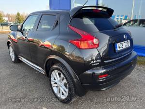 Black Nissan Juke 2011 in Paide, with an engine capacity of 1.60 L and mileage of 161 thousand km for 5890 €, photo 4 on AUTOMOTO.COM.LV