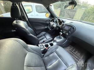 Black Nissan Juke 2011 in Riga, with an engine capacity of 1.60 L and mileage of 181 thousand km for 3300 €, photo 5 on AUTOMOTO.COM.LV