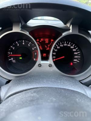 Black Nissan Juke 2011 in Riga, with an engine capacity of 1.60 L and mileage of 181 thousand km for 3300 €, photo 7 on AUTOMOTO.COM.LV