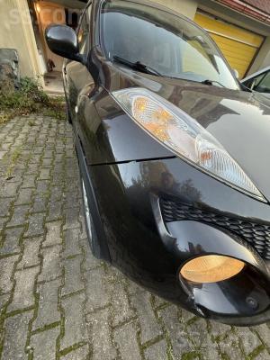 Black Nissan Juke 2011 in Riga, with an engine capacity of 1.60 L and mileage of 181 thousand km for 3300 €, photo 13 on AUTOMOTO.COM.LV