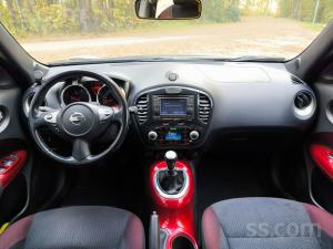 Black Nissan Juke 2011 in Riga, with an engine capacity of 1.50 L and mileage of 123 thousand km for 4950 €, photo 16 on AUTOMOTO.COM.LV