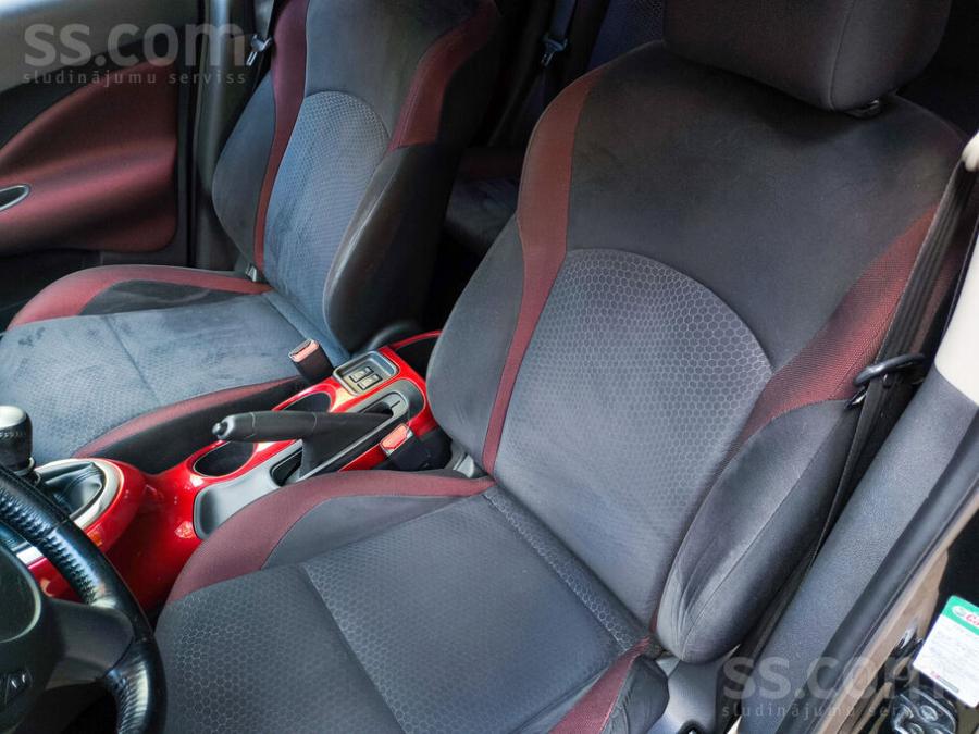 Black Nissan Juke 2011 in Riga, with an engine capacity of 1.50 L and mileage of 123 thousand km for 4950 €, photo 26 on AUTOMOTO.COM.LV