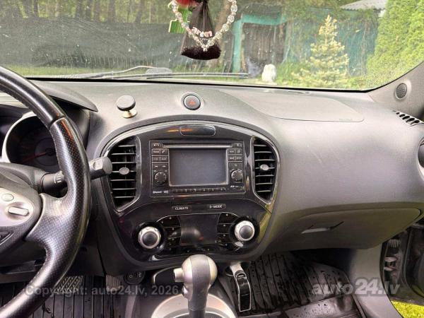 Black Nissan Juke 2012 in Tallinn, with an engine capacity of 1.60 L and mileage of 181 thousand km for 4000 €, photo 8 on AUTOMOTO.COM.LV