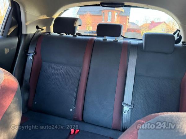 Melns Nissan Juke 2012 Tallina, ar dzinēja tilpumu 1.60 L un nobraukumu 229 tūkst. km par 6500 €, foto 7 vietnē AUTOMOTO.COM.LV