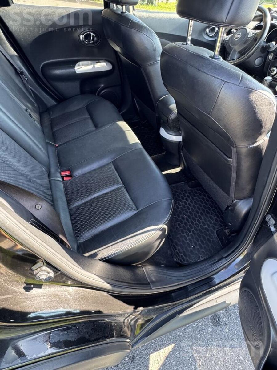 Black Nissan Juke 2012 in Riga, with an engine capacity of 1.50 L and mileage of 221 thousand km for 5200 €, photo 17 on AUTOMOTO.COM.LV