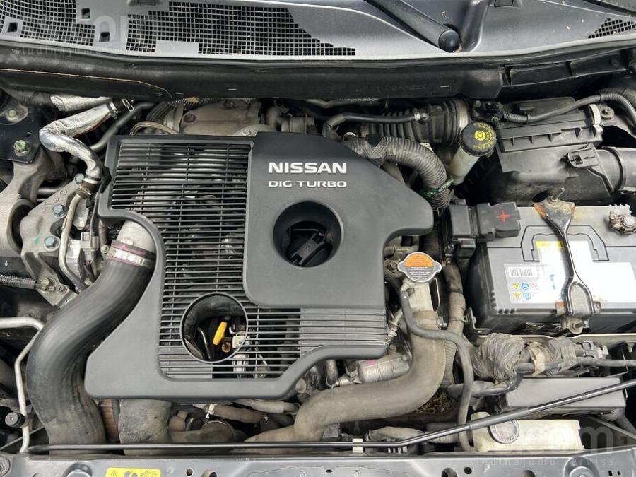 Black Nissan Juke 2012 in Riga, with an engine capacity of 1.60 L and mileage of 105 thousand km for 5880 €, photo 12 on AUTOMOTO.COM.LV