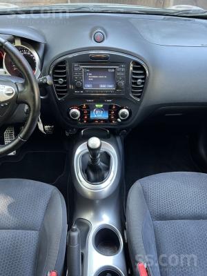 Black Nissan Juke 2012 in Riga, with an engine capacity of 1.60 L and mileage of 105 thousand km for 5880 €, photo 14 on AUTOMOTO.COM.LV