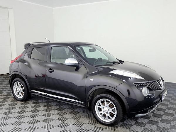 Black Nissan Juke 2012 in Tallinn, with an engine capacity of 1.60 L and mileage of 179 thousand km for 4499 €, photo 1 on AUTOMOTO.COM.LV