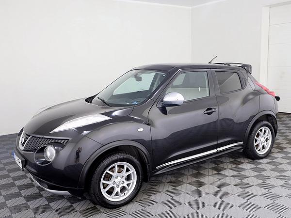Black Nissan Juke 2012 in Tallinn, with an engine capacity of 1.60 L and mileage of 179 thousand km for 4499 €, photo 2 on AUTOMOTO.COM.LV
