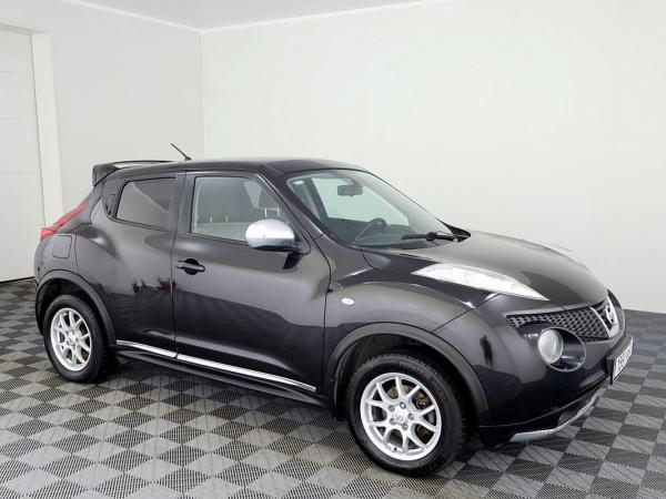 Black Nissan Juke 2012 in Tallinn, with an engine capacity of 1.60 L and mileage of 179 thousand km for 4499 €, photo 8 on AUTOMOTO.COM.LV