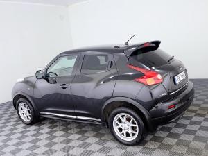 Black Nissan Juke 2012 in Tallinn, with an engine capacity of 1.60 L and mileage of 179 thousand km for 4499 €, photo 12 on AUTOMOTO.COM.LV