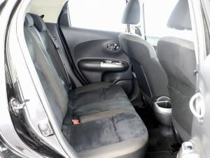 Black Nissan Juke 2012 in Tallinn, with an engine capacity of 1.60 L and mileage of 179 thousand km for 4499 €, photo 15 on AUTOMOTO.COM.LV