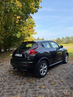 Melns Nissan Juke 2012 Rīga, ar dzinēja tilpumu 1.40 L un nobraukumu 272 tūkst. km par 2500 €, foto 4 vietnē AUTOMOTO.COM.LV