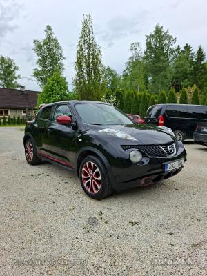 Melns Nissan Juke 2013 Tallina, ar dzinēja tilpumu 1.60 L un nobraukumu 122 tūkst. km par 6500 €, foto 4 vietnē AUTOMOTO.COM.LV