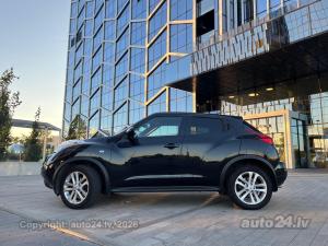 Melns Nissan Juke 2013 Tallina, ar dzinēja tilpumu 1.60 L un nobraukumu 122 tūkst. km par 8400 €, foto 4 vietnē AUTOMOTO.COM.LV