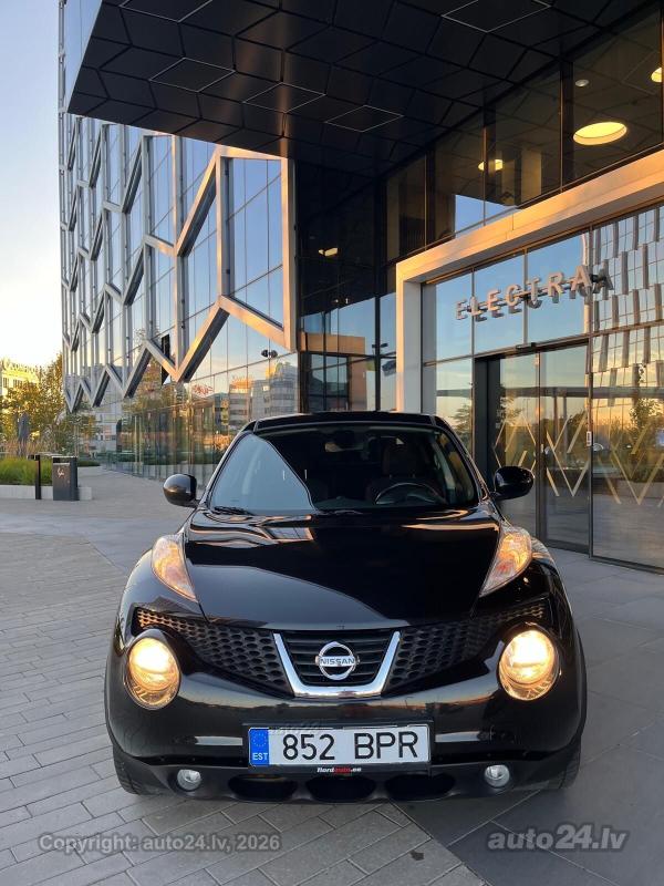 Black Nissan Juke 2013 in Tallinn, with an engine capacity of 1.60 L and mileage of 122 thousand km for 8400 €, photo 5 on AUTOMOTO.COM.LV