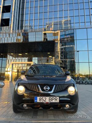 Melns Nissan Juke 2013 Tallina, ar dzinēja tilpumu 1.60 L un nobraukumu 122 tūkst. km par 8400 €, foto 13 vietnē AUTOMOTO.COM.LV