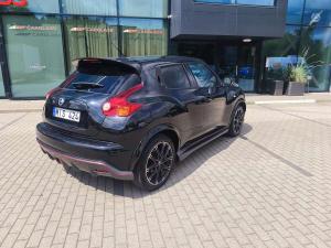 Black Nissan Juke 2013 in Kaunas, with an engine capacity of 1.60 L and mileage of 138 thousand km for 8250 €, photo 6 on AUTOMOTO.COM.LV