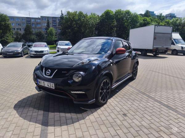Black Nissan Juke 2013 in Kaunas, with an engine capacity of 1.60 L and mileage of 138 thousand km for 8250 €, photo 9 on AUTOMOTO.COM.LV