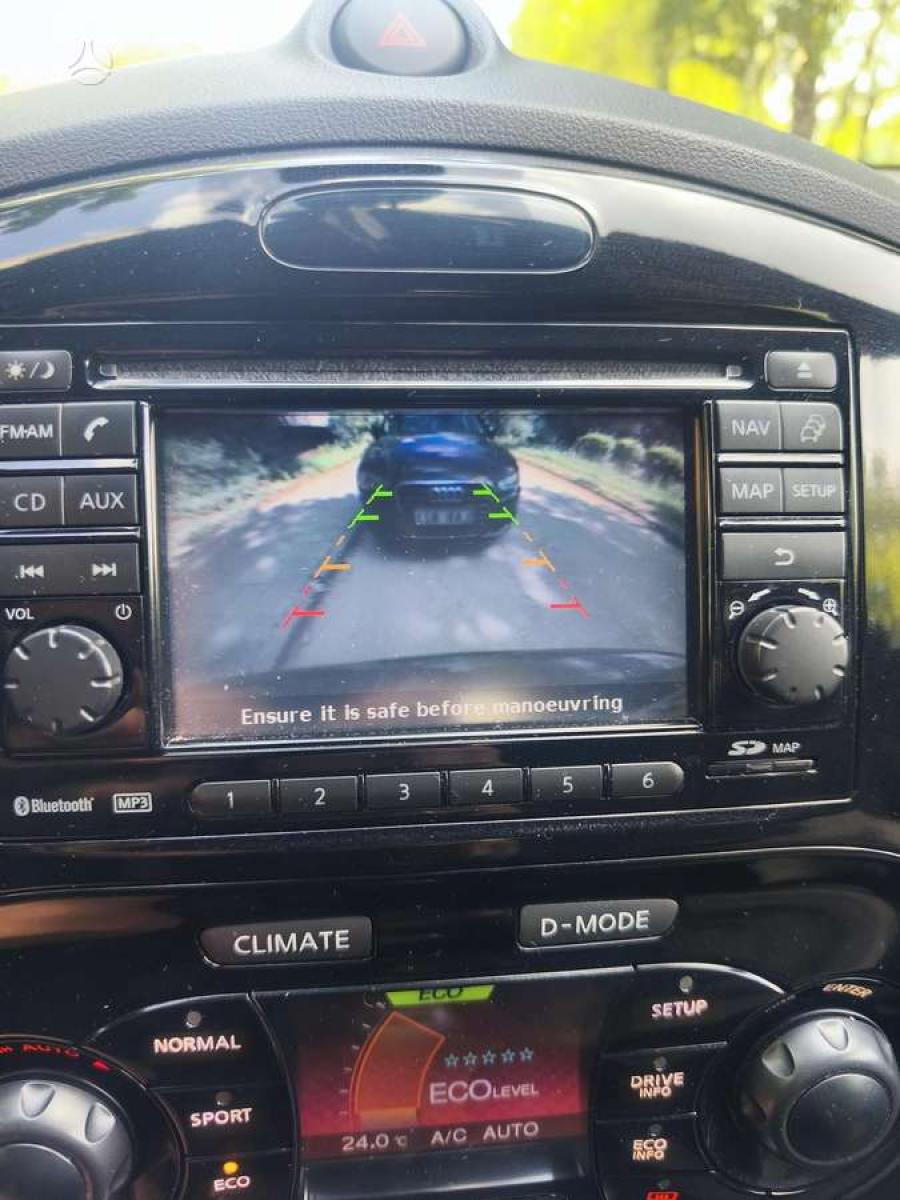 Black Nissan Juke 2013 in Kaunas, with an engine capacity of 1.60 L and mileage of 138 thousand km for 8250 €, photo 15 on AUTOMOTO.COM.LV