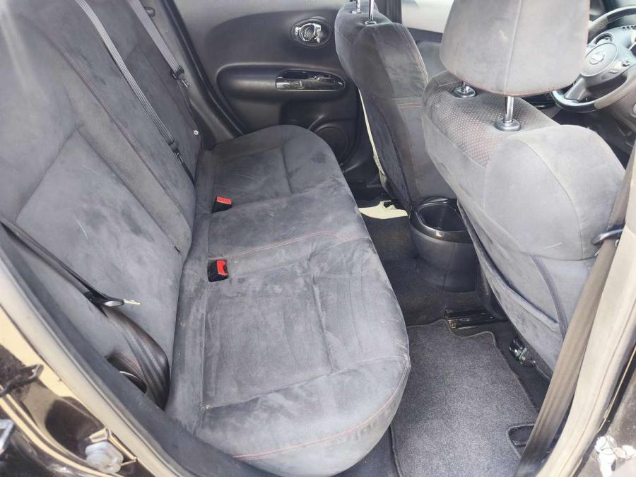 Black Nissan Juke 2013 in Kaunas, with an engine capacity of 1.60 L and mileage of 138 thousand km for 8250 €, photo 16 on AUTOMOTO.COM.LV