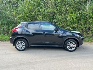 Melns Nissan Juke 2013 Rīga, ar dzinēja tilpumu 1.60 L un nobraukumu 0 tūkst. km par 4899 €, foto 7 vietnē AUTOMOTO.COM.LV