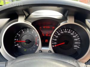 Melns Nissan Juke 2013 Rīga, ar dzinēja tilpumu 1.60 L un nobraukumu 0 tūkst. km par 4899 €, foto 14 vietnē AUTOMOTO.COM.LV