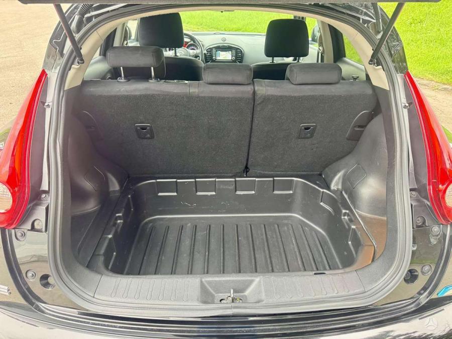 Black Nissan Juke 2014 in Vilnius, with an engine capacity of 1.50 L and mileage of 180 thousand km for 4900 €, photo 15 on AUTOMOTO.COM.LV