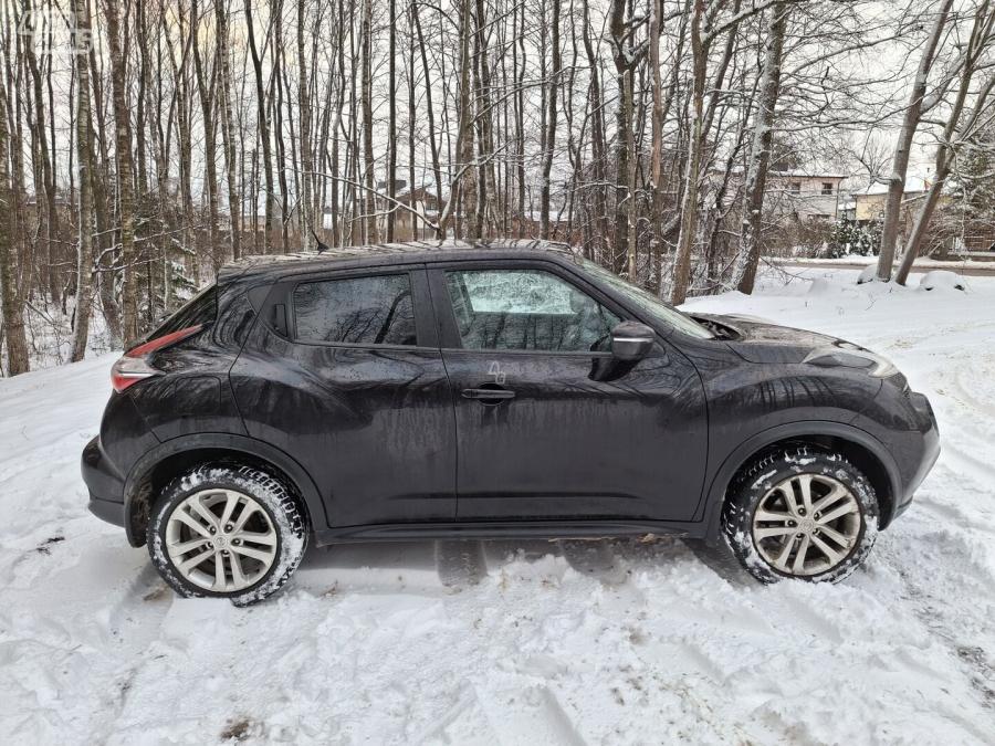 Melns Nissan Juke 2017 Viļņa, ar dzinēja tilpumu 1.20 L un nobraukumu 71 tūkst. km par 7200 €, foto 8 vietnē AUTOMOTO.COM.LV