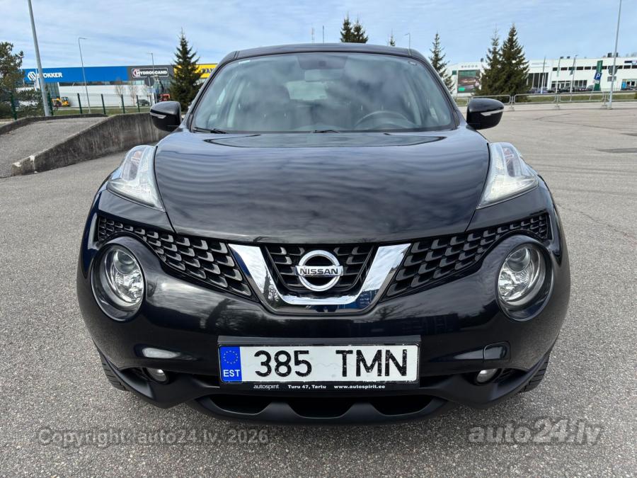 Black Nissan Juke 2017 in Paide, with an engine capacity of 1.60 L and mileage of 119 thousand km for 8290 €, photo 3 on AUTOMOTO.COM.LV
