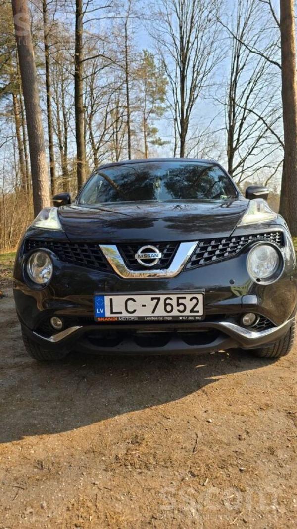 Black Nissan Juke 2018 in Jelgava, with an engine capacity of 1.50 L and mileage of 147 thousand km for 8500 €, photo 4 on AUTOMOTO.COM.LV