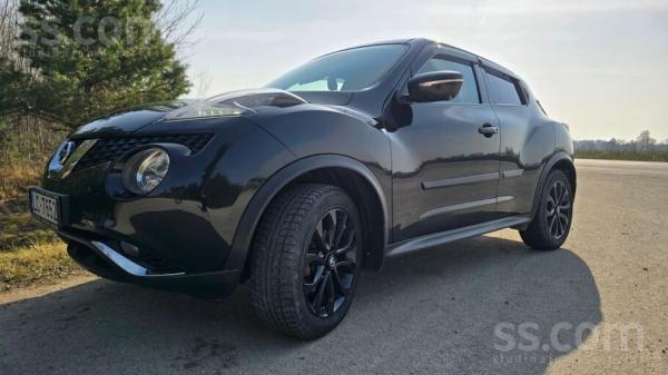 Black Nissan Juke 2018 in Jelgava, with an engine capacity of 1.50 L and mileage of 147 thousand km for 8500 €, photo 7 on AUTOMOTO.COM.LV