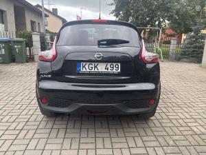 Black Nissan Juke 2018 in Kaunas, with an engine capacity of 1.60 L and mileage of 61 thousand km for 11000 €, photo 5 on AUTOMOTO.COM.LV