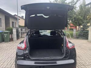 Black Nissan Juke 2018 in Kaunas, with an engine capacity of 1.60 L and mileage of 61 thousand km for 11000 €, photo 6 on AUTOMOTO.COM.LV