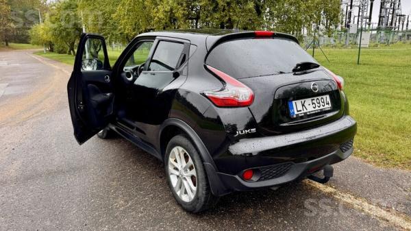 Nissan Juke 2018 in Riga on AUTOMOTO.COM.LV Black Nissan Juke 2018 in Riga, with an engine capacity of 1.60 L and mileage of 137 thousand km for 7200 €, photo 6 on AUTOMOTO.COM.LV