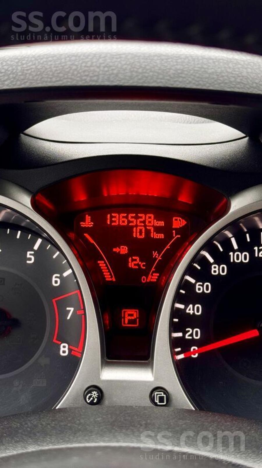 Melns Nissan Juke 2018 Rīga, ar dzinēja tilpumu 1.60 L un nobraukumu 137 tūkst. km par 7200 €, foto 10 vietnē AUTOMOTO.COM.LV