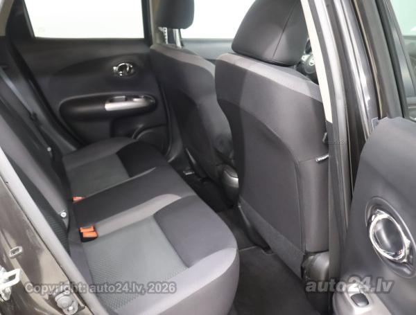 Black Nissan Juke 2019 in Tallinn, with an engine capacity of 1.60 L and mileage of 74 thousand km for 9900 €, photo 9 on AUTOMOTO.COM.LV