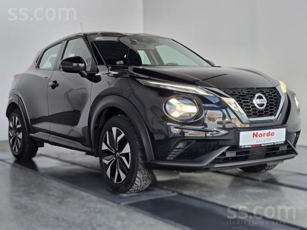 Black Nissan Juke 2022 in Riga, with an engine capacity of 1.00 L and mileage of 79 thousand km for 13290 €, photo 2 on AUTOMOTO.COM.LV