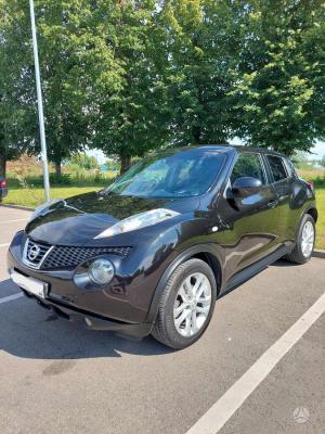 Black Nissan Juke 2011 in Taurage, with an engine capacity of 1.50 L and mileage of 232 thousand km for 4200 €, photo 4 on AUTOMOTO.COM.LV