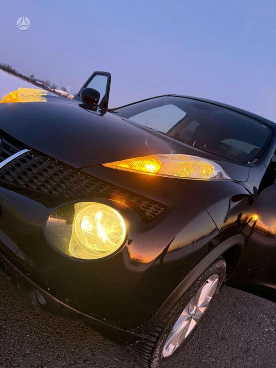 Black Nissan Juke 2012 in Taurage, with an engine capacity of 1.50 L and mileage of 307 thousand km for 4100 €, photo 4 on AUTOMOTO.COM.LV