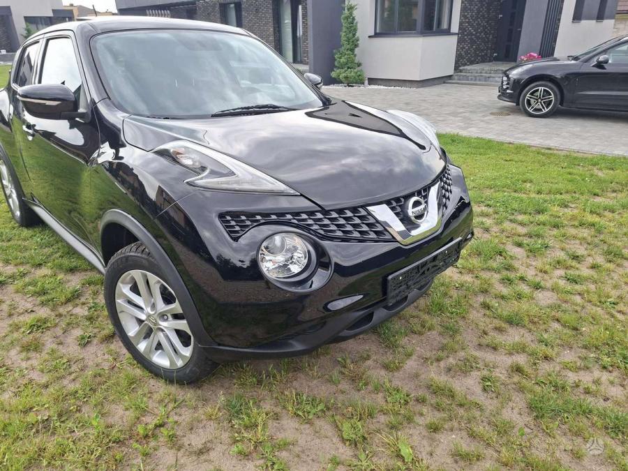 Melns Nissan Juke 2015 Viļņa, ar dzinēja tilpumu 1.62 L un nobraukumu 95 tūkst. km par 7300 €, foto 1 vietnē AUTOMOTO.COM.LV