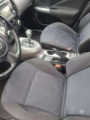 Melns Nissan Juke 2015 Viļņa, ar dzinēja tilpumu 1.62 L un nobraukumu 95 tūkst. km par 7300 €, foto 13 vietnē AUTOMOTO.COM.LV