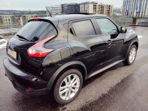 Black Nissan Juke 2015 in Vilnius, with an engine capacity of 1.62 L and mileage of 95 thousand km for 6950 €, photo 8 on AUTOMOTO.COM.LV