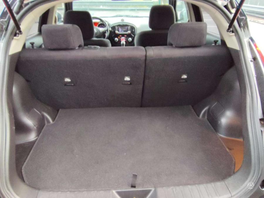 Black Nissan Juke 2015 in Vilnius, with an engine capacity of 1.62 L and mileage of 95 thousand km for 6950 €, photo 18 on AUTOMOTO.COM.LV